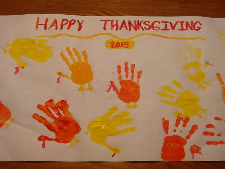 Preparing for Thanksgiving: 5 Easy Ways Kids Can Help