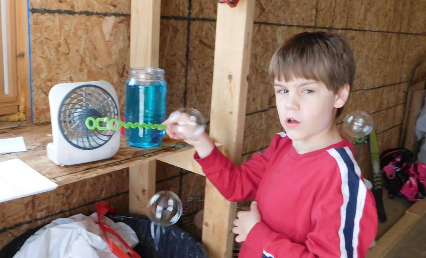 A Super Fun Bubble Science Experiment Kids Are Going to Love - The ...